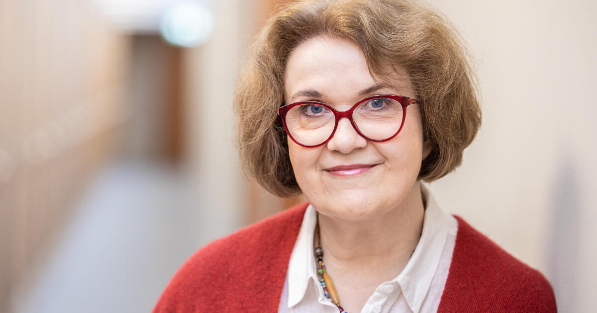 Prof. Dr. Bernadette Collenberg-Plotnikov