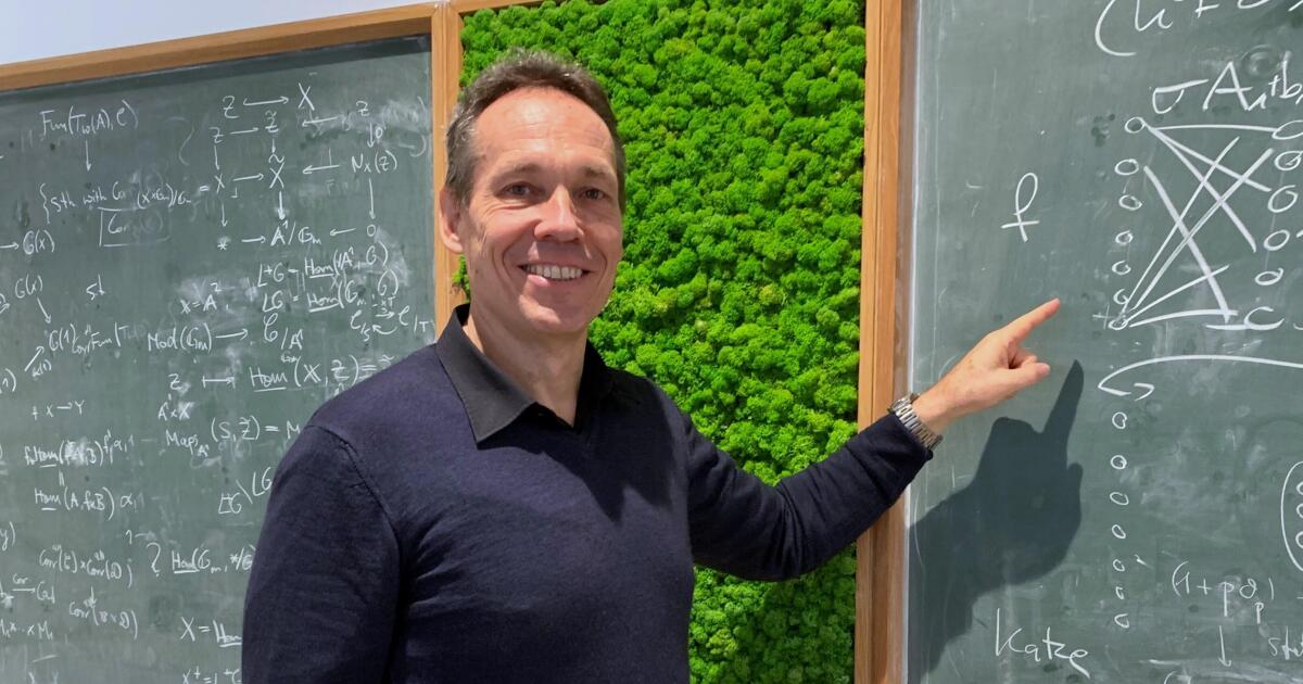 Münster Research Fellow: Martin J. Gander