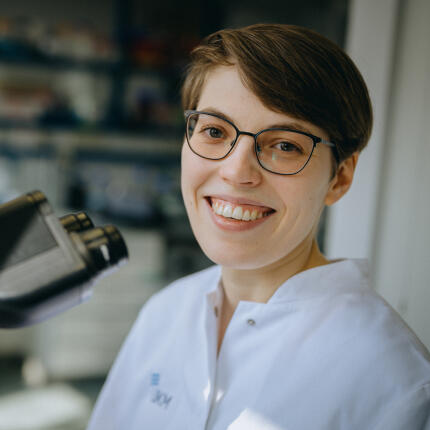 Bobe, Stefanie, Dr. med.