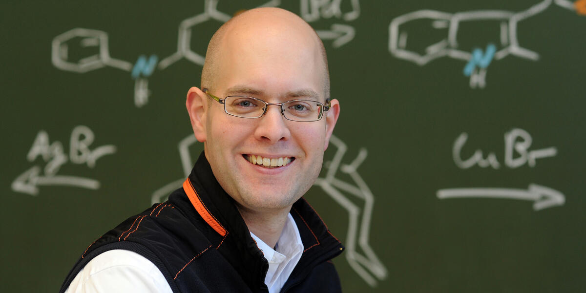 Prof. Frank Glorius: SYNLETT Best Paper Award 2015 und Aufnahme in das ...