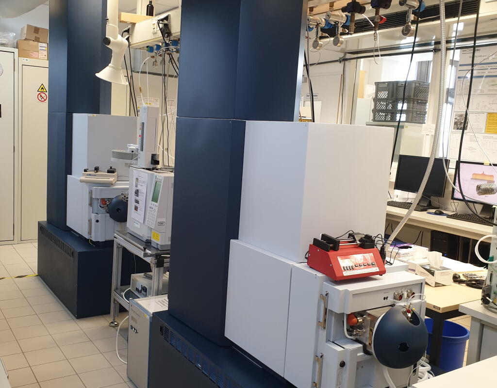 IGP - Applied Geology - Laboratory Equipment