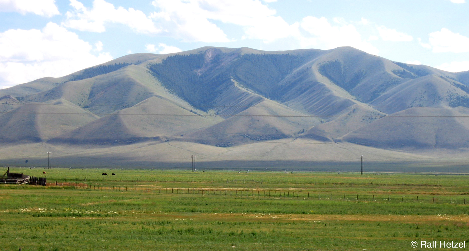 IGP - Tectonics and Structural Geology - Photo gallery - Faulting and ...