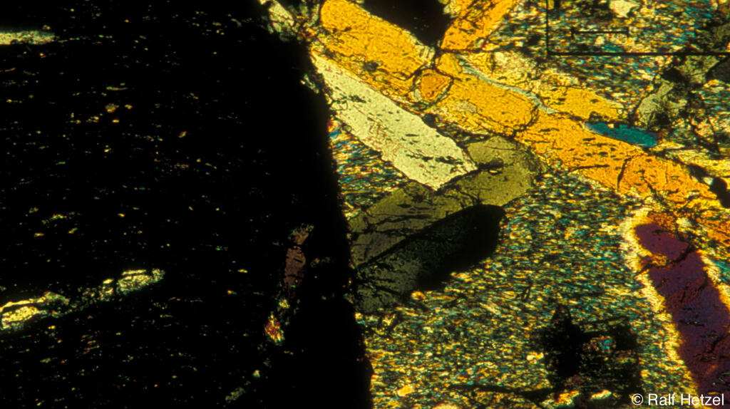 IGP - Tectonics and Structural Geology - Photo gallery - Microtectonics