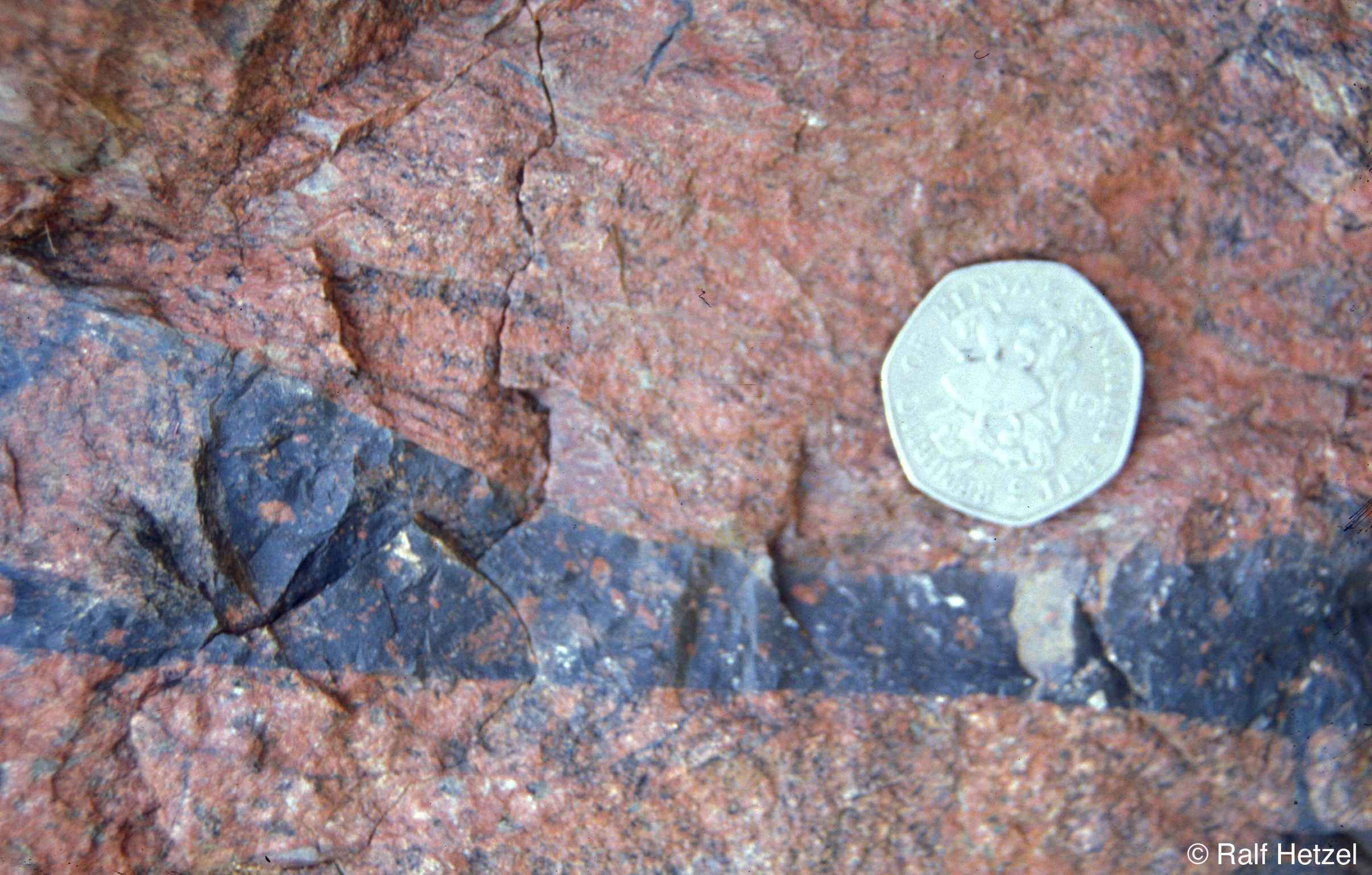 pseudotachylite thin section