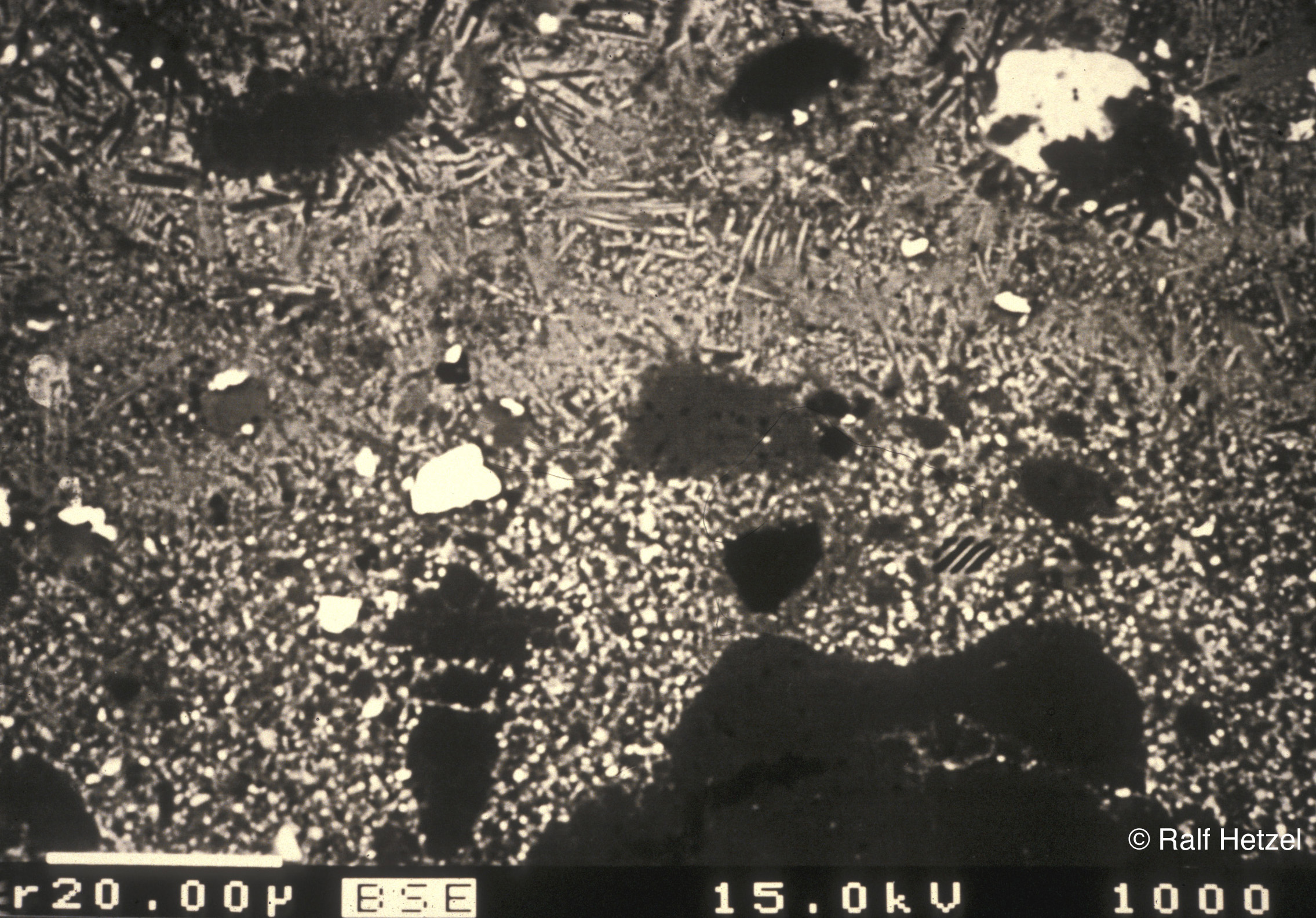 pseudotachylite thin section