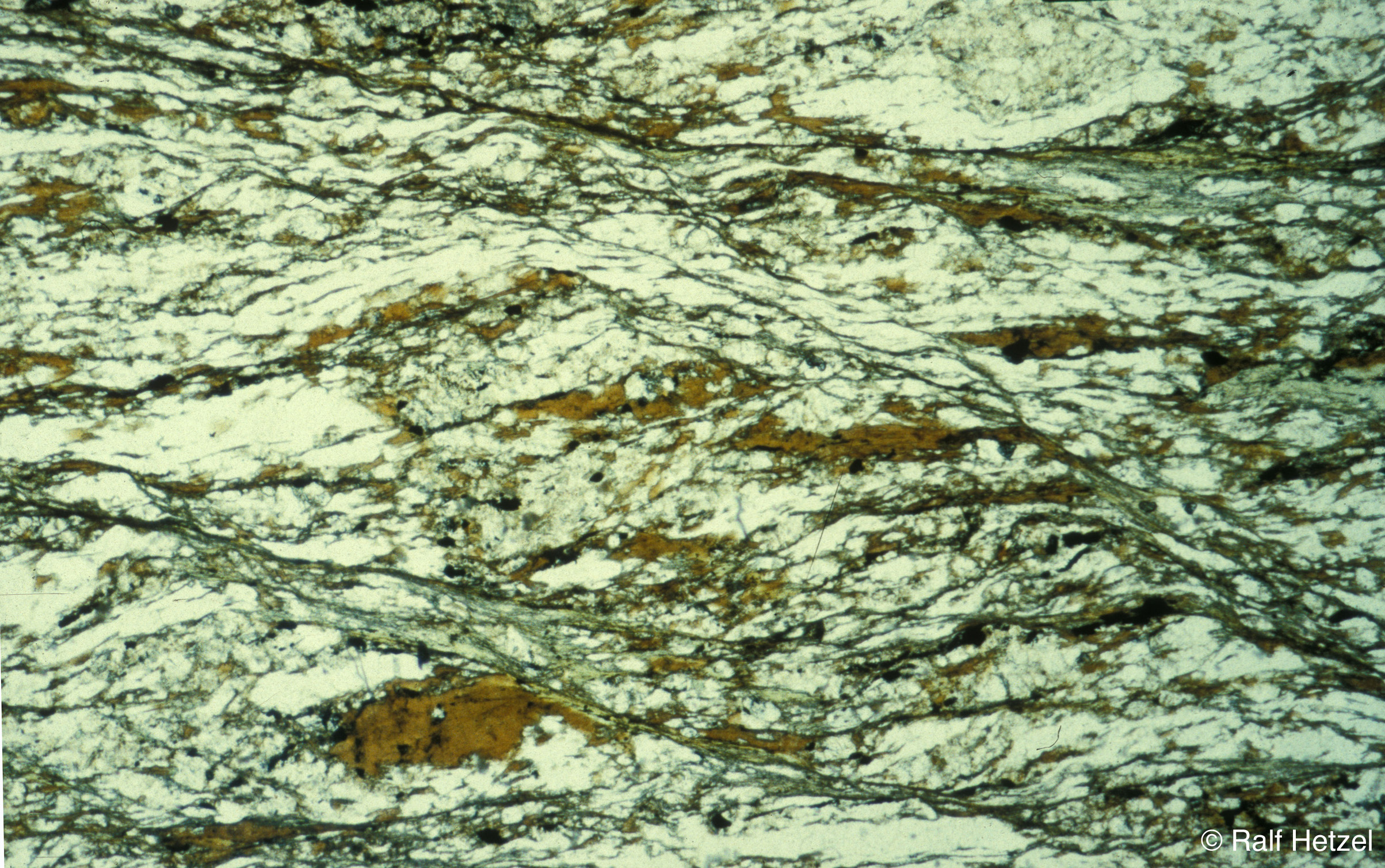 IGP - Tectonics and Structural Geology - Photo gallery - Shear sense ...