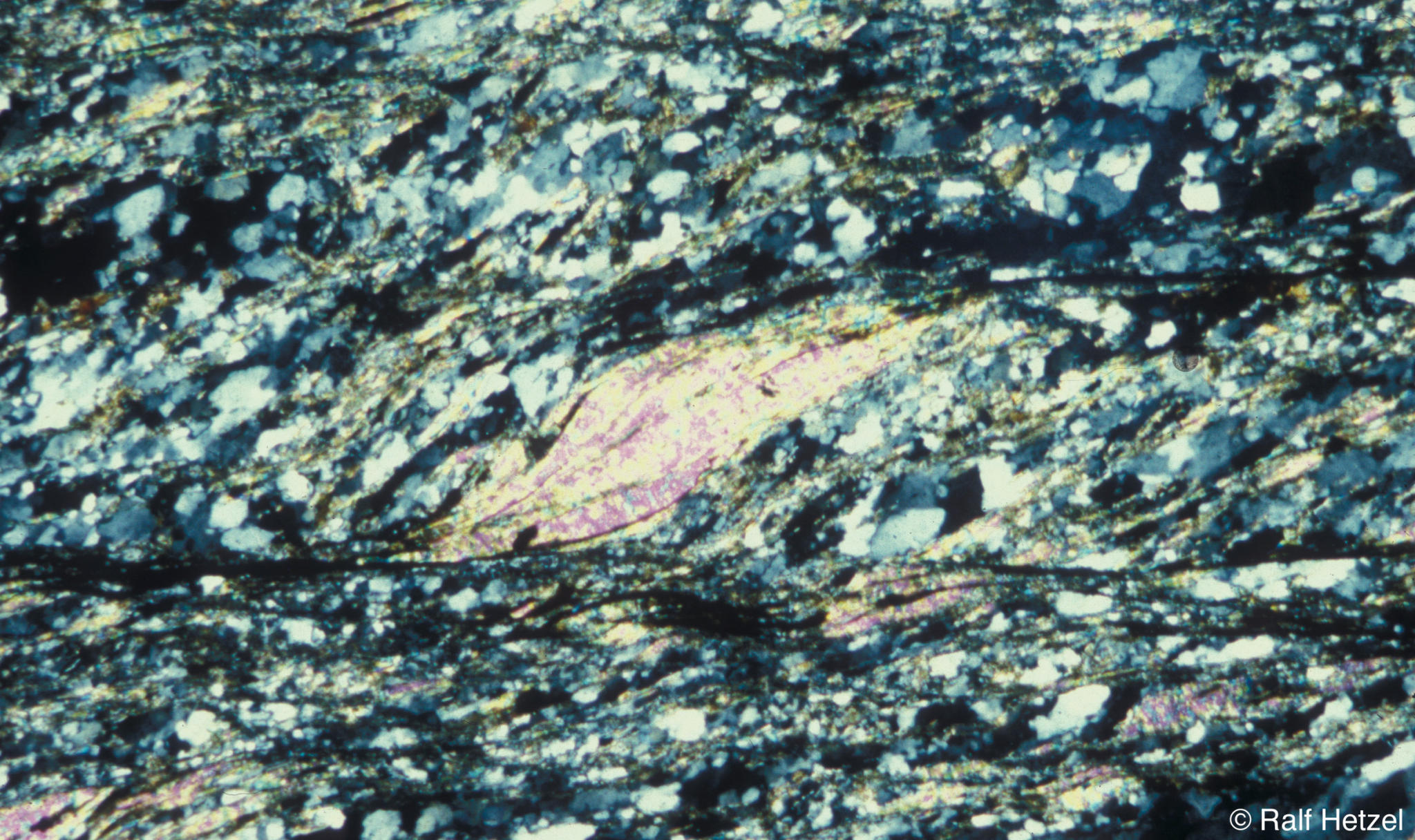 IGP - Tectonics and Structural Geology - Photo gallery - Shear sense ...