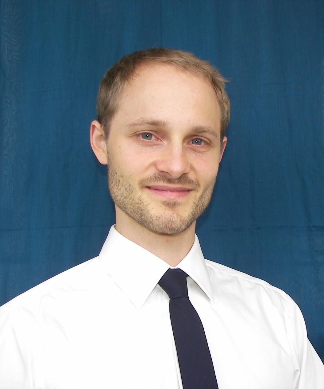 Germanistik - Dr. Matthias C. Hänselmann