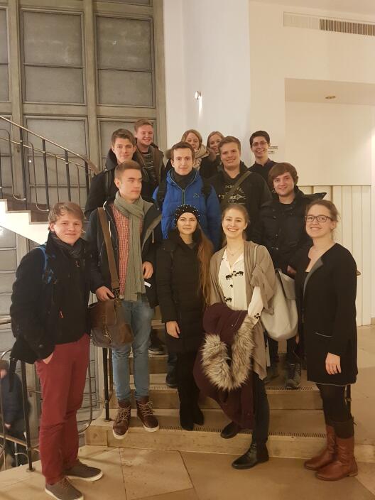 Kommunalpolitik hautnah: Studierende besuchen Ratssitzung Kommunalpolitik hautnah: Studierende besuchen Ratssitzung
