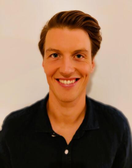 Dr. Thole Hoppen