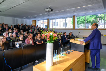 Universität Münster > Religion & Politics > Press release: Appiah on ...
