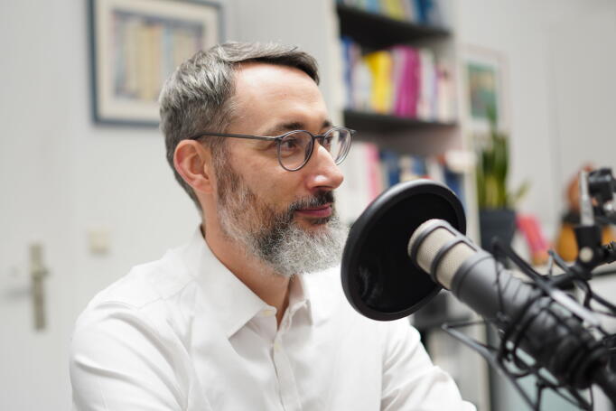 Podcast mit Psychologen Timo Brockmeyer über Diagnostik und Behandlung von Essstörungen