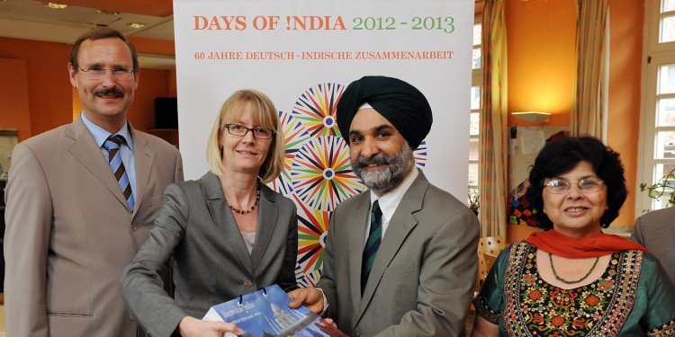 Gespräch am runden Tisch