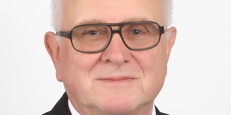 "Geschichtslehrer, Biologen und Geographen sind immer schon in die Welt ...